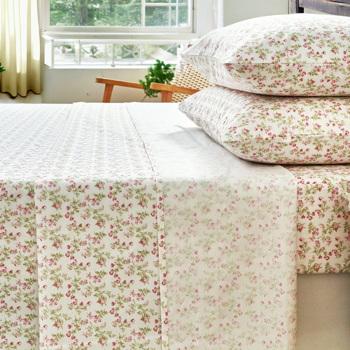 DaDa Bedding Collection Romantic Coquette Sheet Set - 100% Cotton Flor ...