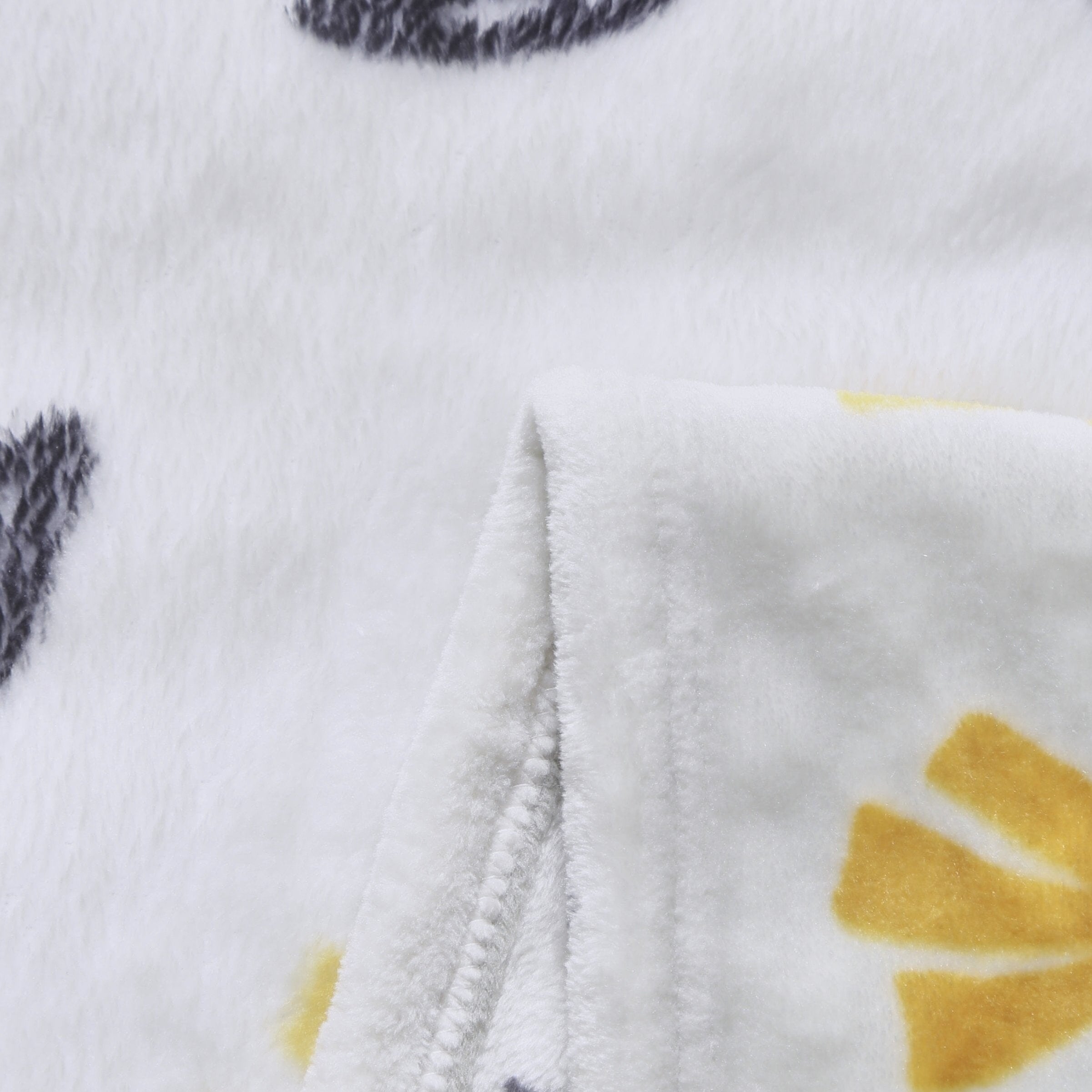 DaDa Bedding Soft Lightweight Fleece Throw Blanket, Yellow Fleur Flora ...