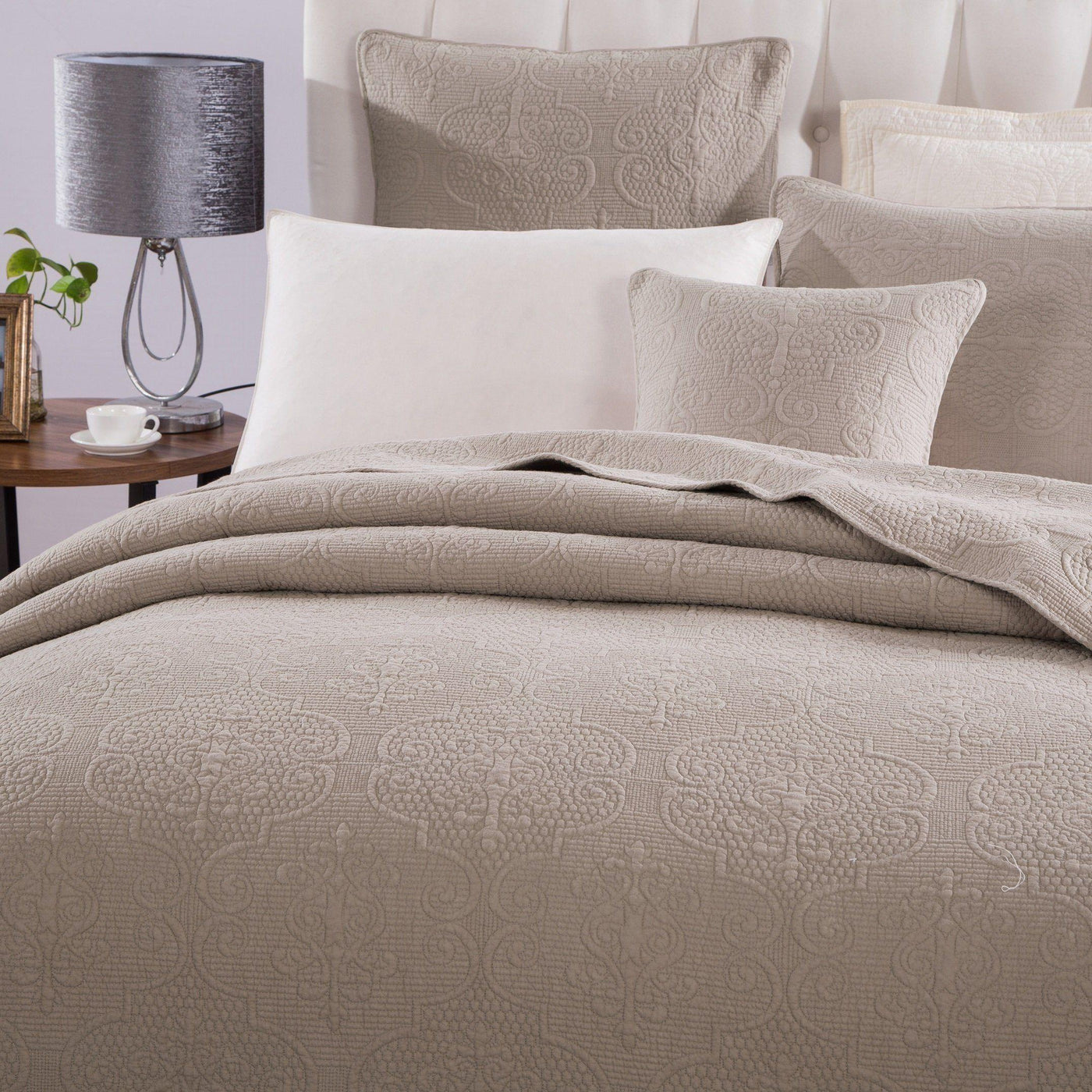 DaDa Bedding Neutral Taupe Beige Sandy Elegant Matelasse Cotton Quilte ...